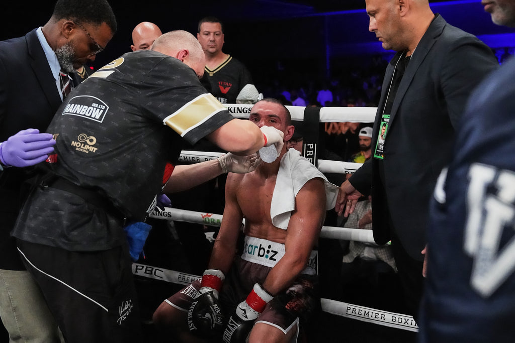Life (and Boxing) Come at Tszyu Fast – SNAC Nutrition